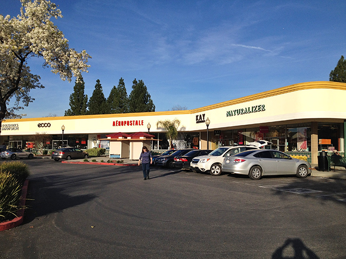 Strolling through Gilroy&rsquo;s outlets feels like wandering a sunlit marketplace, only every stall whispers bargain.