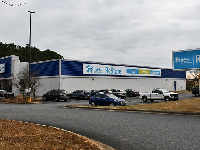 The blue and white exterior of this Habitat ReStore is like the gateway to a furniture wonderland. Treasures await inside!