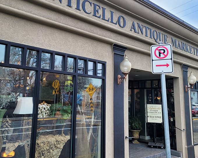 Like a treasure chest disguised as a storefront, this marketplace beckons with promises of vintage discoveries waiting inside.