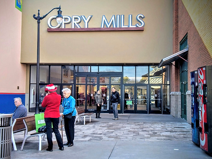 The grand entrance to Opry Mills beckons like a siren song to bargain hunters everywhere.