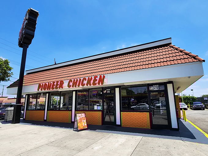 That orange and brown exterior might look retro, but the chicken inside tastes absolutely timeless and perfect.
