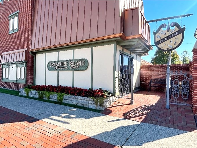 Classic brick and mortar charm meets timeless supper club elegance in this welcoming Moraine destination.