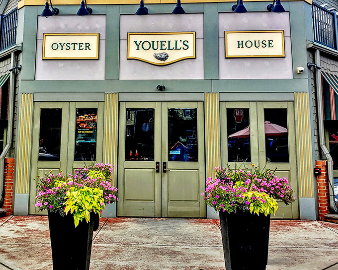 The mint-green facade with golden trim promises treasures inside. Like finding Atlantis, but with better oysters!