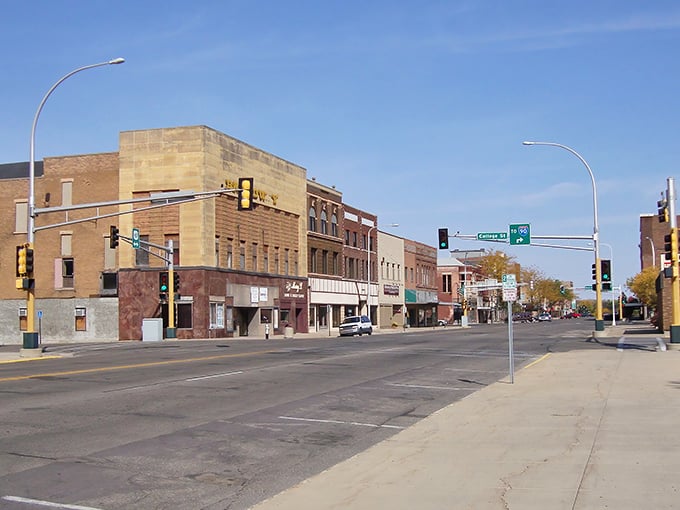 Wide open spaces, wallet-friendly places! Albert Lea's downtown feels like stepping into a Norman Rockwell painting.