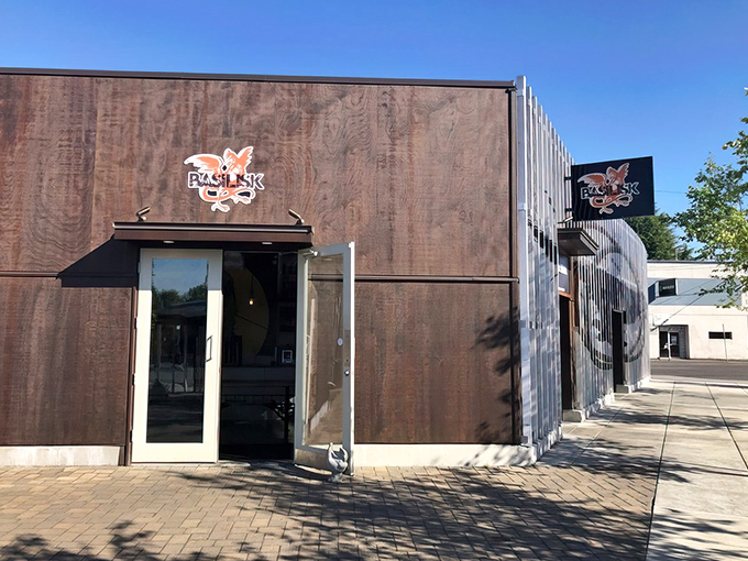 This sleek exterior whispers promises of crispy delights that'll make your taste buds dance.