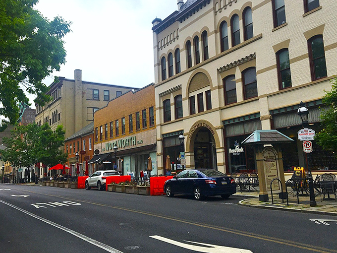 Bethlehem's beautifully preserved downtown invites you to stroll past boutiques and caf&eacute;s where your retirement dollars stretch further.