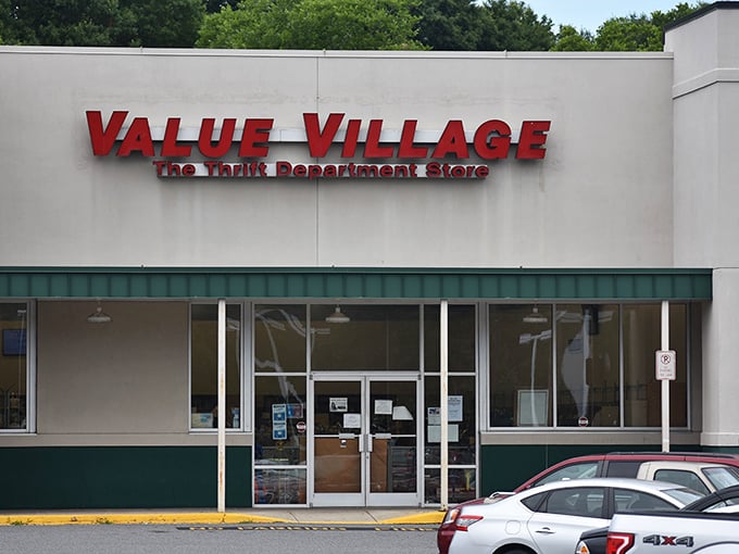 Step through these doors and enter the treasure cave where yesterday's fashion finds new life at pocket-friendly prices.