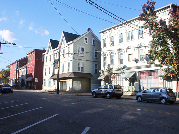 Victorian charm meets modern affordability in this picture-perfect town that Hollywood would envy.