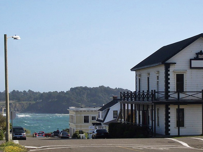 Mendocino's charming streets whisper tales of simpler times when life moved at walking pace.