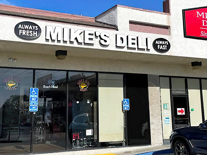 "Always Fresh, Always Fast" isn't just marketing speak when locals keep coming back for more daily.