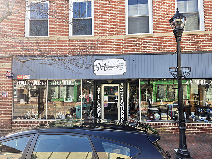Brick, blue siding, and vintage charm&mdash;Milford Memories looks like the kind of place where your grandmother's favorite lamp is waiting for you.