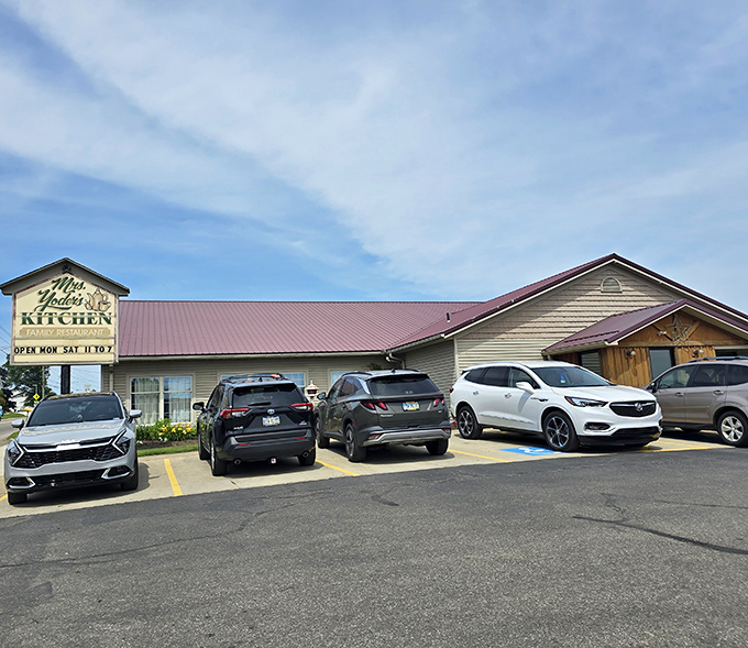 When the parking lot looks like this, you know the pie inside is worth the trip.