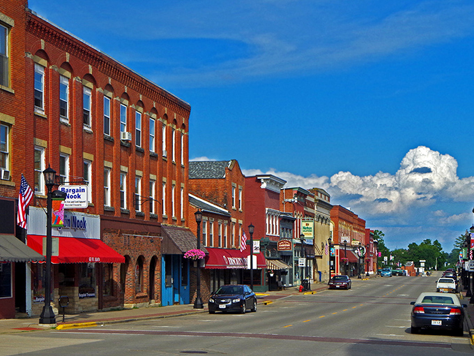Small-town charm meets big-hearted savings in this picture-perfect downtown that Norman Rockwell would have loved.