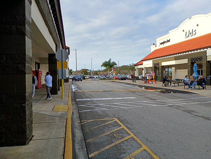 Spanish tiles and palm trees make bargain hunting feel like a Mediterranean vacation – minus the jet lag.