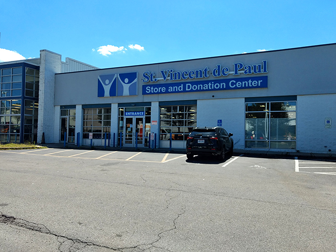 Blue skies and plenty of parking spaces make this thrift adventure feel like a perfect weekend outing.