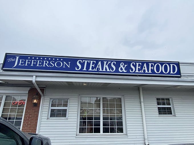 Classic American dining done right, where every meal feels like a neighborhood celebration worth savoring.