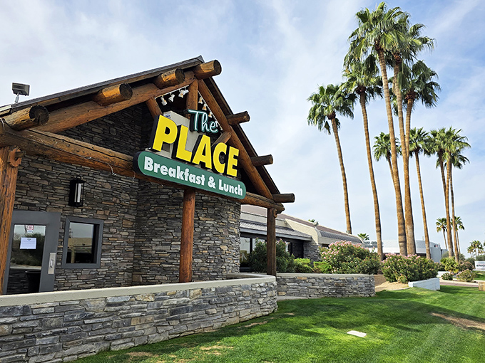 Those swaying palms frame breakfast dreams perfectly - Arizona's answer to mountain cabin dining.