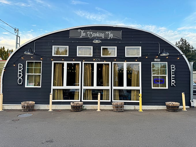 Sometimes the best ribs hide behind the humblest facades, proving that great barbecue needs no fancy dress.