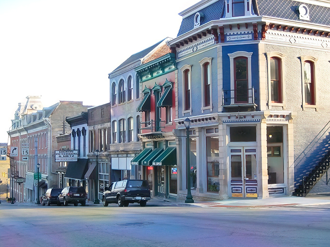 These Victorian beauties on Canal Street aren't showing off, they're just naturally gorgeous and refreshingly affordable.