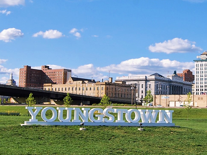 That big white "YOUNGSTOWN" sign says it all - this city isn't hiding from anyone, just welcoming folks home.