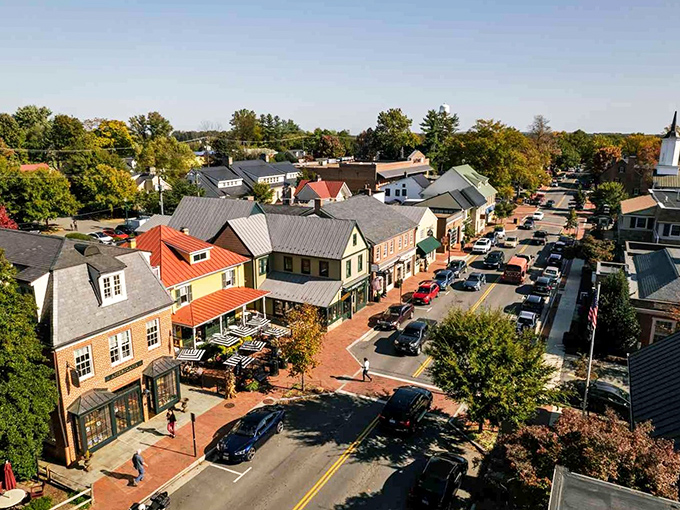 Middleburg from above looks like the town Hollywood creates when they need to film "Quintessential American Small Town, Episode 1."