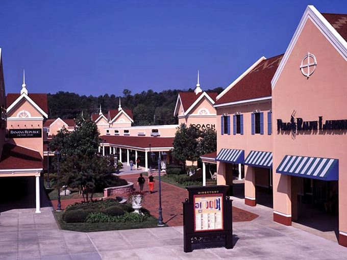 Banana Republic Factory Store beckons with its signature awnings &ndash; like a siren song for your wallet and wardrobe.