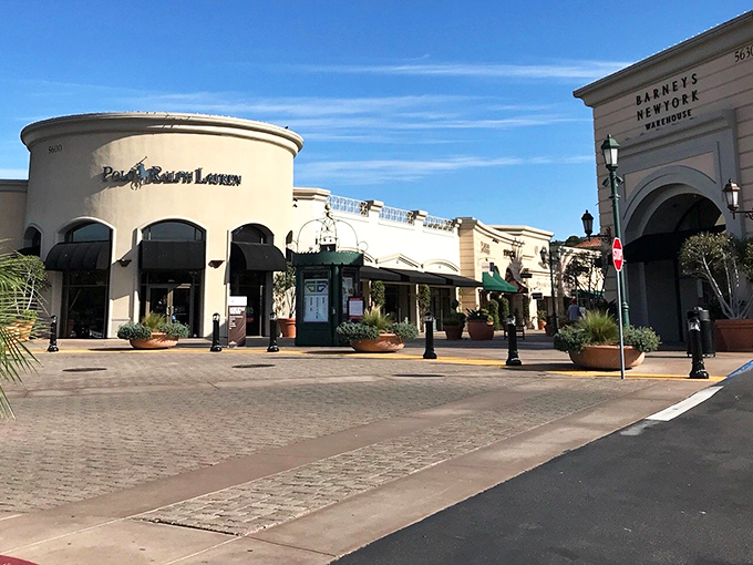 Ralph Lauren and Barneys New York standing shoulder to shoulder like old friends. Who said luxury and savings can't coexist peacefully?