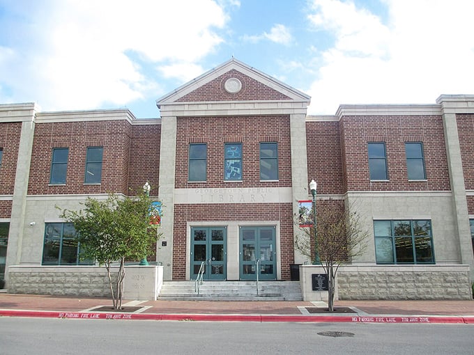The Georgetown Public Library isn't just for bookworms&mdash;it's a community living room where architecture and literature dance together in brick-and-mortar harmony.