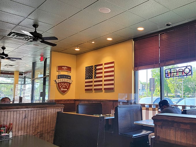 Classic Americana decorates the walls while wooden booths invite you to settle in. Patriotism pairs well with pancakes!