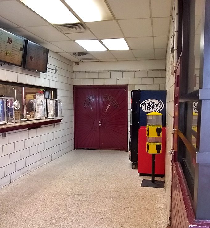 The no-frills entryway speaks volumes: at serious BBQ institutions, décor takes a backseat to what's happening in those smokers out back.