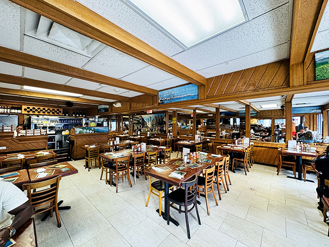 Wood-paneled walls and no-nonsense tables create the perfect backdrop for culinary magic&mdash;like finding Havana in a time capsule.