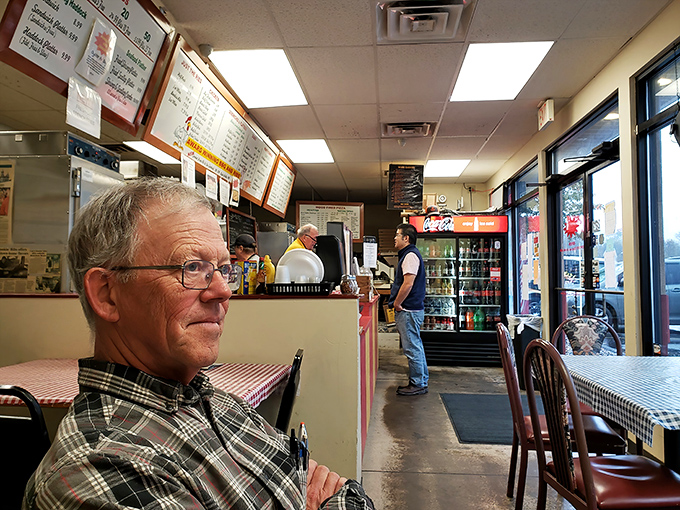 No-frills dining at its finest. The checkered tablecloths aren't setting any design trends, but they're the perfect canvas for BBQ masterpieces.