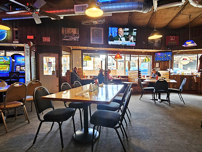 Wide aisles and organized chaos &ndash; the thrift store equivalent of having your cake and actually finding the plate to eat it on.