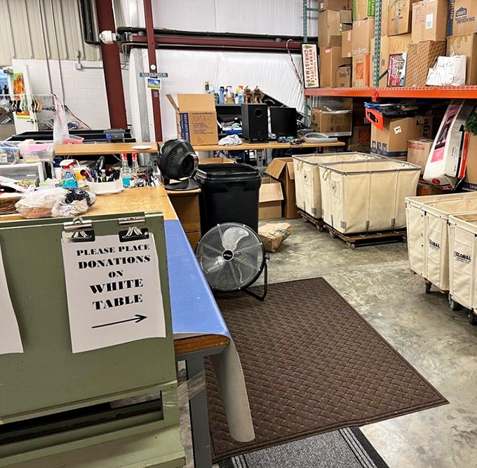 The horseshoe counter isn't just seating&mdash;it's a front-row ticket to culinary theater where burgers sizzle and pie slices disappear like magic.