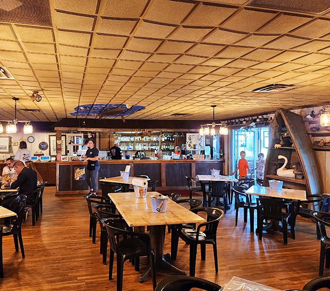 Inside, wooden tables and nautical touches create that perfect "I've discovered something special" atmosphere locals have treasured for years.