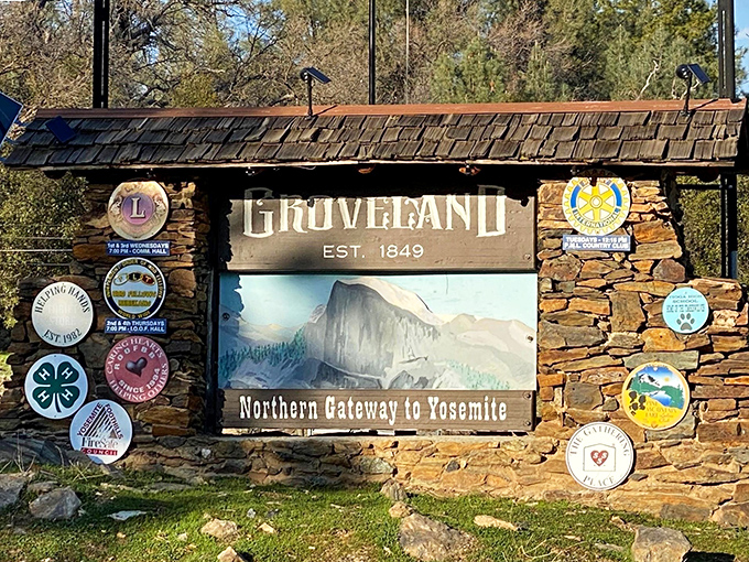 "Northern Gateway to Yosemite" isn't just a slogan&mdash;it's Groveland's promise of adventure, complete with community badges that tell stories of mountain pride.