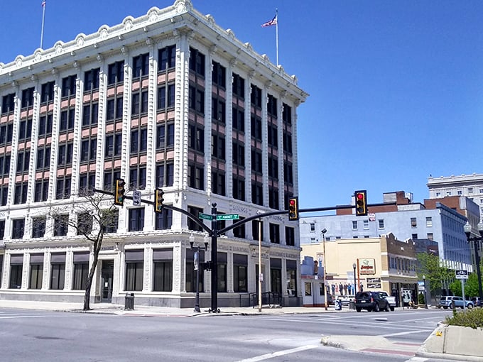 Stately buildings anchor Lima's downtown, where history and modern life intersect at prices that won't make your retirement fund weep.
