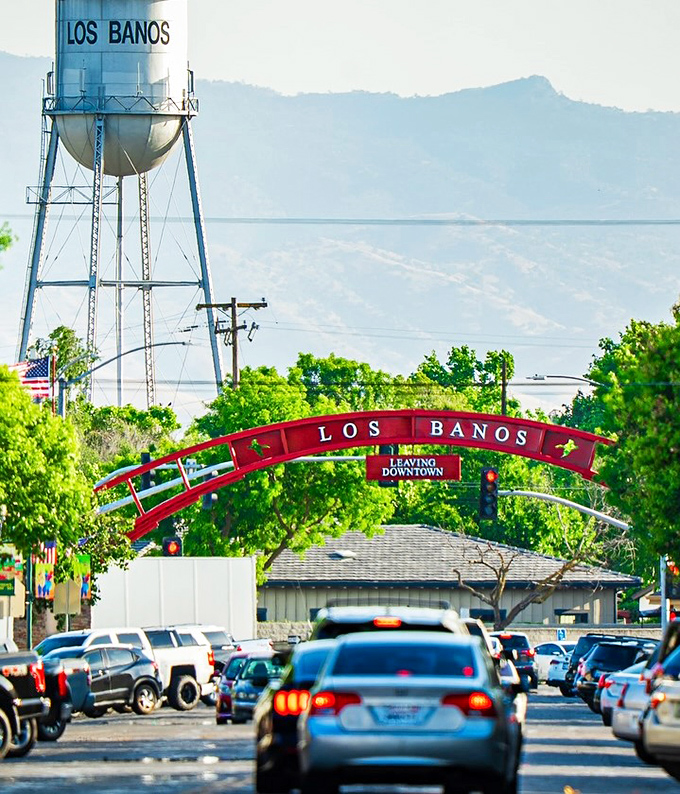 Downtown Los Banos radiates that authentic Main Street charm Hollywood keeps trying to recreate unsuccessfully.