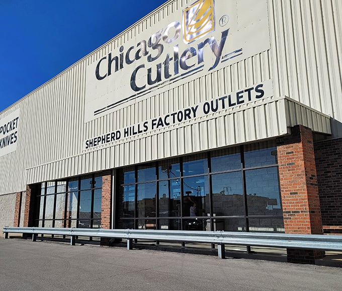 Chicago Cutlery welcomes you through doors that lead to shopping salvation and surprisingly reasonable credit card statements.