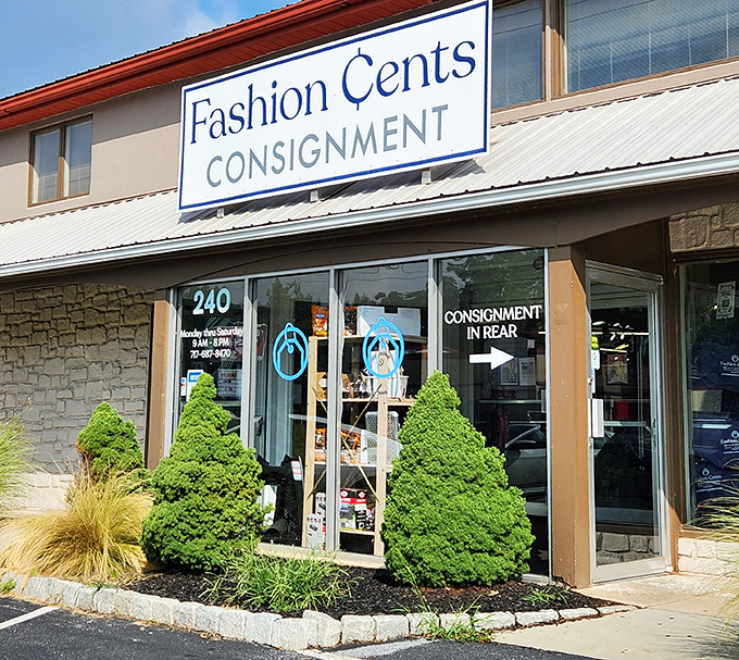 Stone accents and thoughtful landscaping give Fashion Cents a boutique feel, cleverly disguising the bargain wonderland that awaits inside.