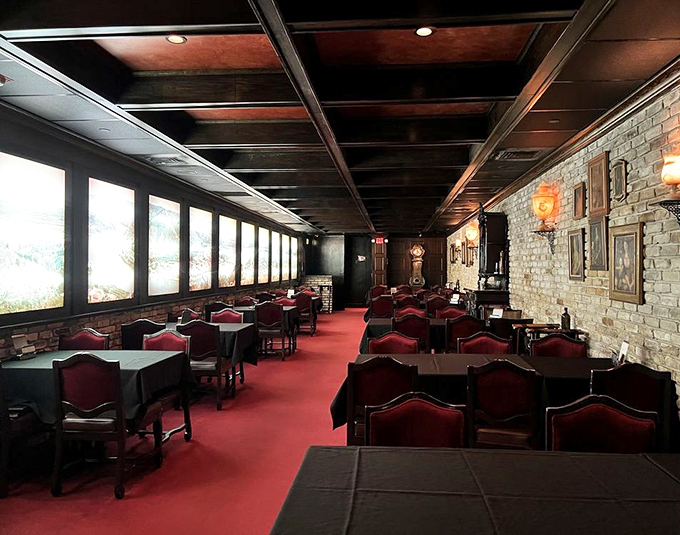 Red carpet treatment isn't just an expression at Bern's&mdash;it's literally underfoot as you dine amid brick walls and dark wood elegance.
