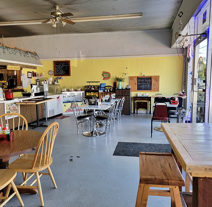Inside, yellow beadboard walls and no-nonsense seating create the perfect backdrop for food that doesn't need fancy surroundings to shine.