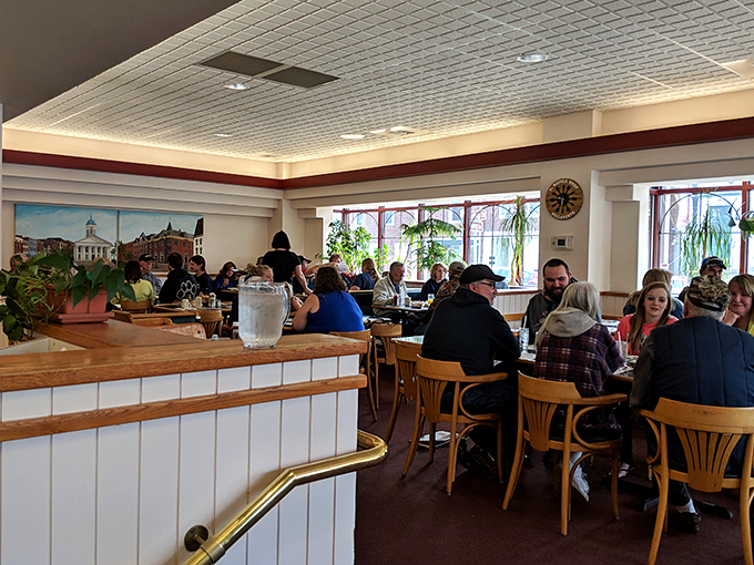 The dining room hums with conversation and clinking silverware &ndash; breakfast democracy in action where everyone gets a vote on what makes mornings great.