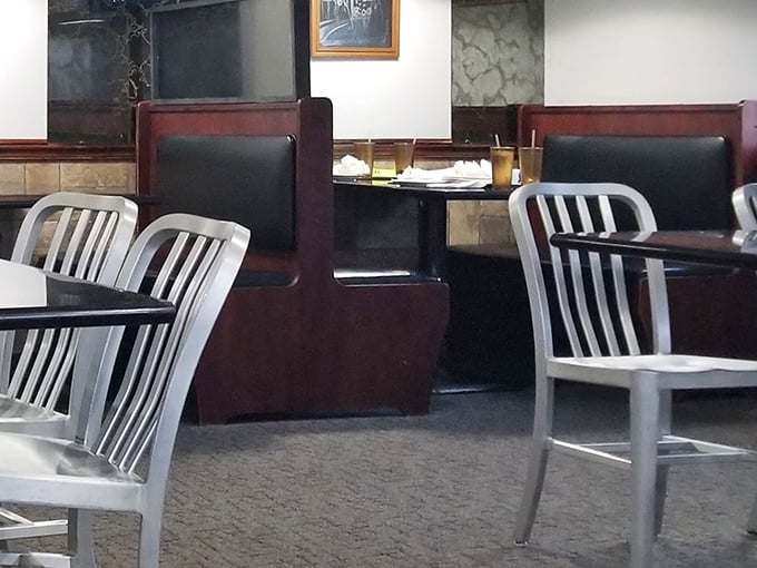 Where college memories are made and diet plans go to die. The cozy booths at Campus Pollyeyes have witnessed countless first dates and final exams celebrations.