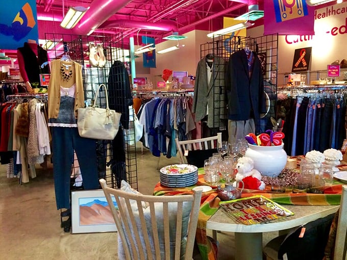 Inside, American flags and beer signs create that perfect "come as you are" vibe where memorable meals and conversations naturally unfold.