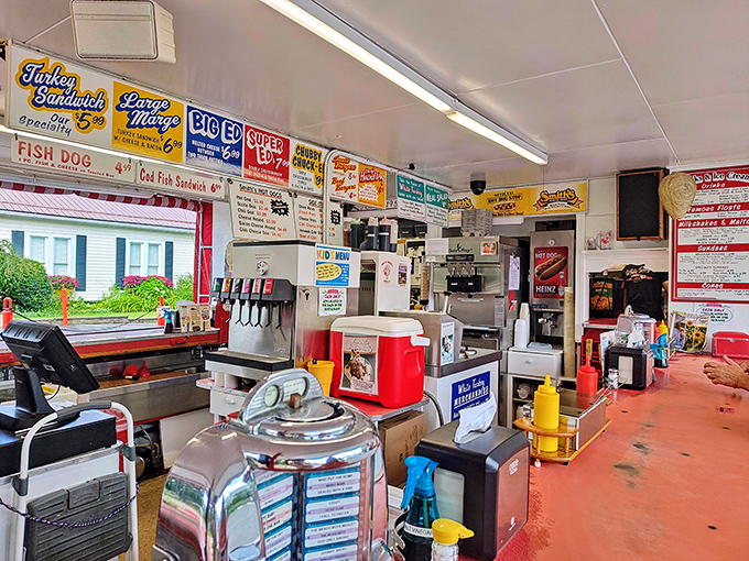 Inside this time capsule of Americana, every soda fountain, napkin dispenser, and menu board tells a story of decades serving hungry Ohioans their comfort food fix. 