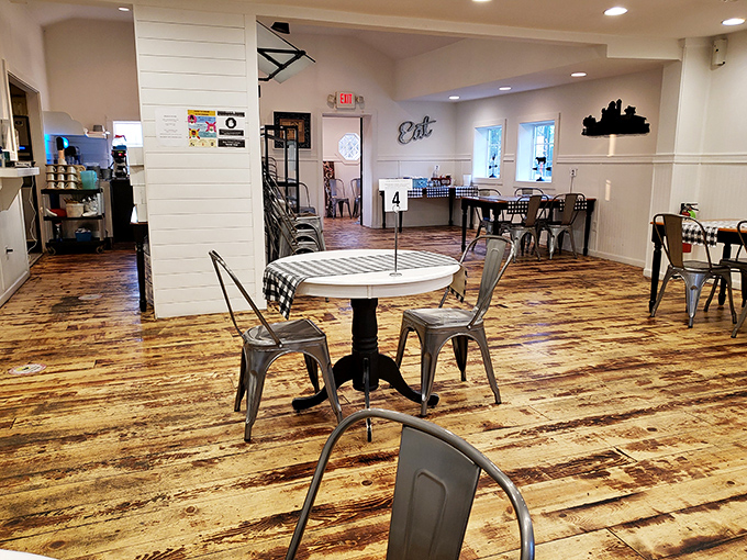 Rustic wooden floors and checkered tablecloths create that "grandma's dining room" vibe where calories don't count and memories are made.