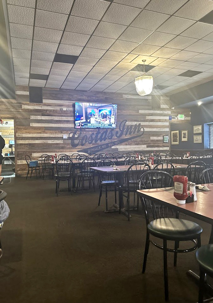 Step inside and time-travel to the golden age of diners&mdash;turquoise booths, checkered counters, and walls plastered with memories of simpler times.