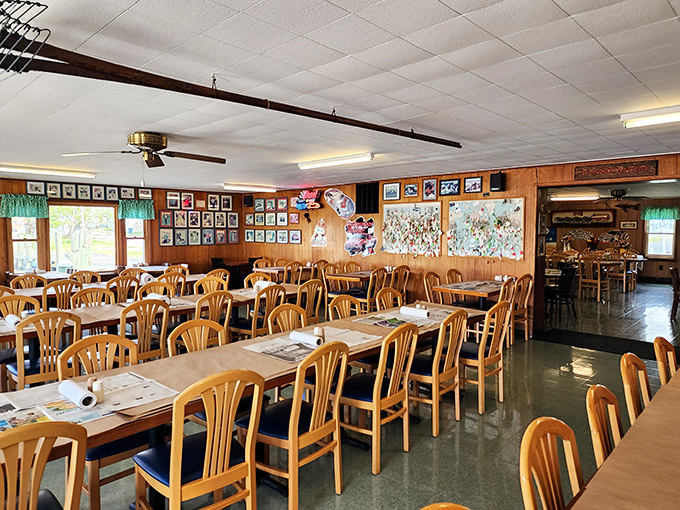 Simple wooden tables and chairs say everything you need to know: at Sambo's, the focus is on the food, not fancy furniture.