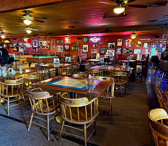 Step inside and time slows down &ndash; wooden chairs, memorabilia-covered walls, and that warm amber glow create the diner equivalent of a bear hug.